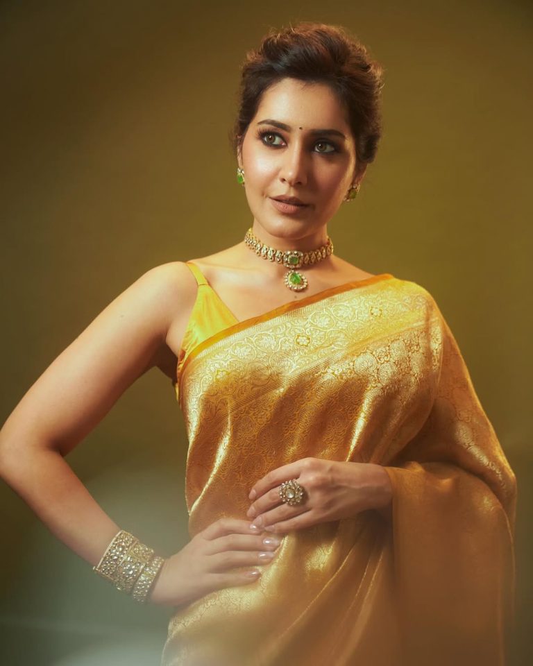 Rashi Khanna in Saree – Breathtaking Photos of Elegance & Beauty